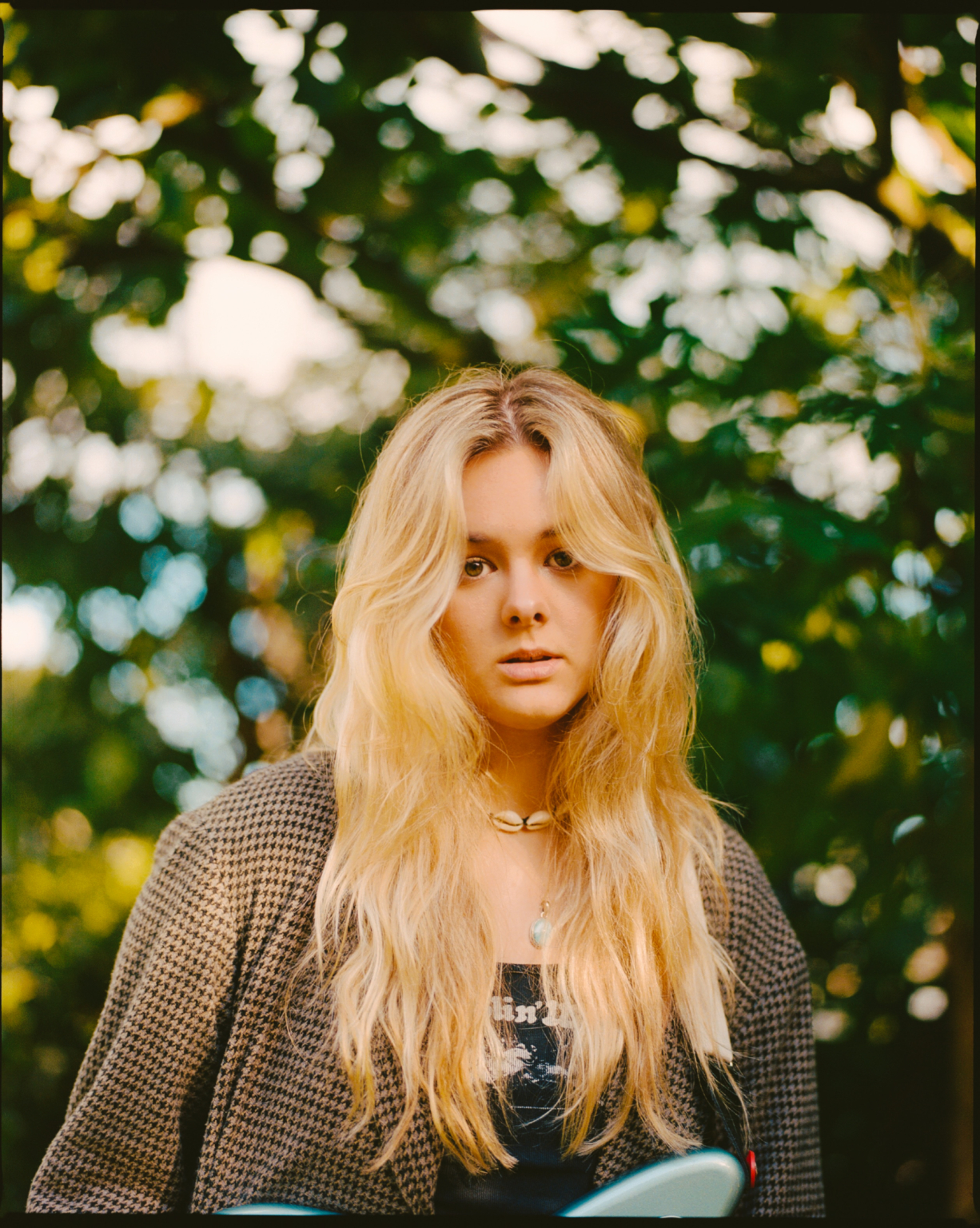 'Graceland' is a gorgeous and meaningful new release from hotly-tipped Bailey Tomkinson - Clout