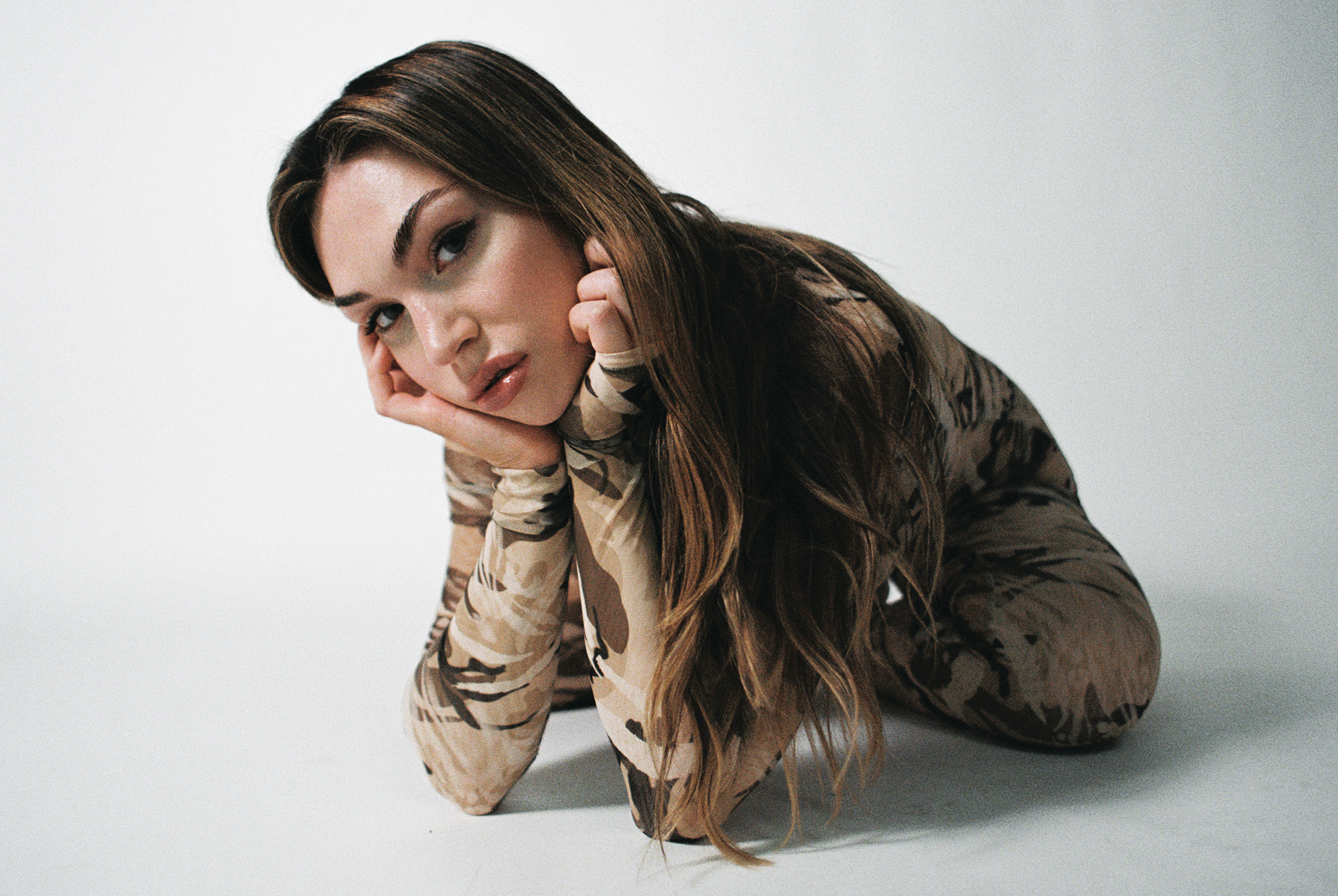 Tessa Rae is back with the incredible new electro-pop single ...