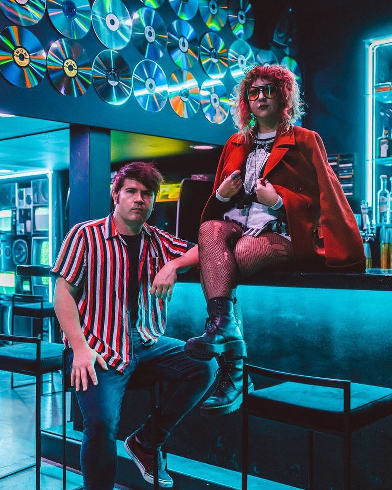 'STANDING O' is a defiant alt-pop assault from Glass Mansions - Clout