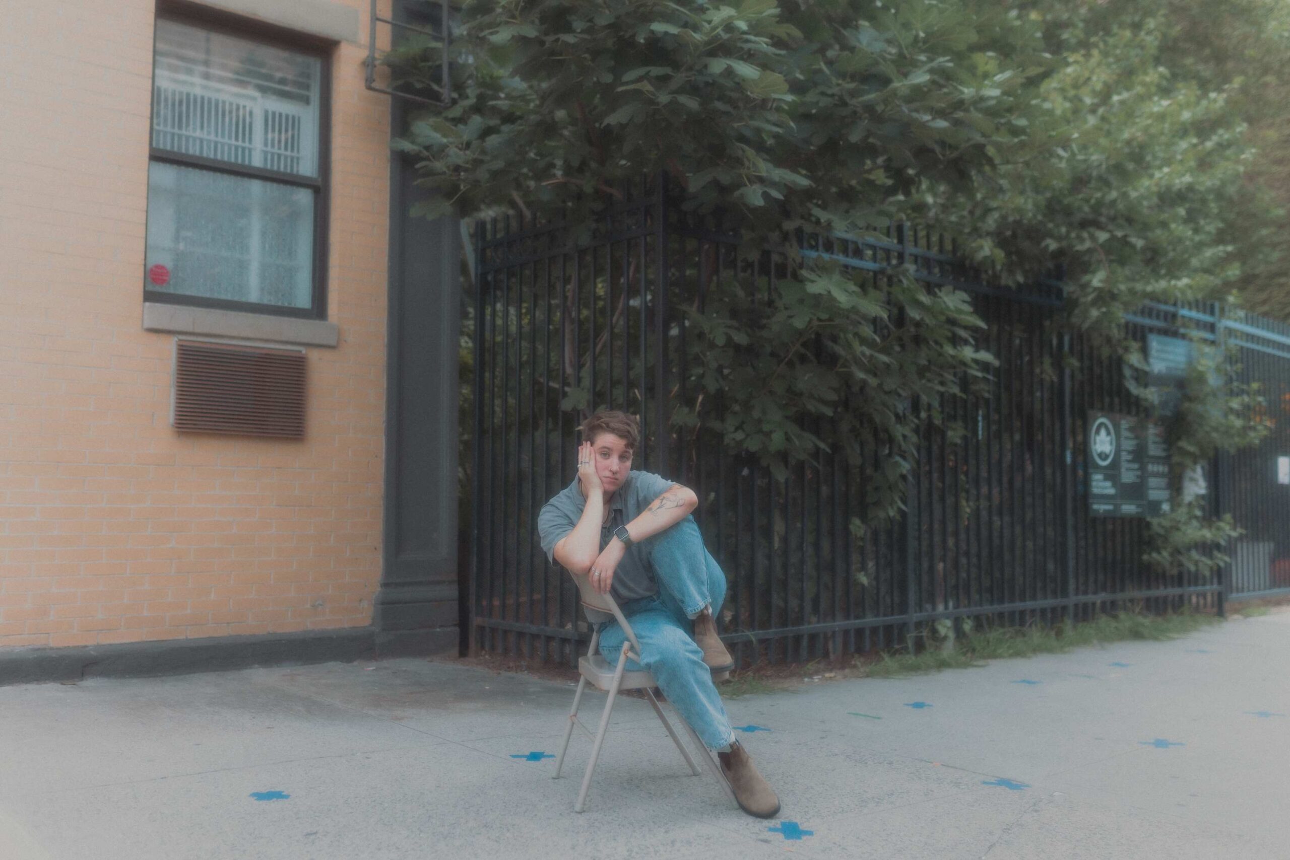 'feeling too much' is a reflective and captivating new single from Mae ...