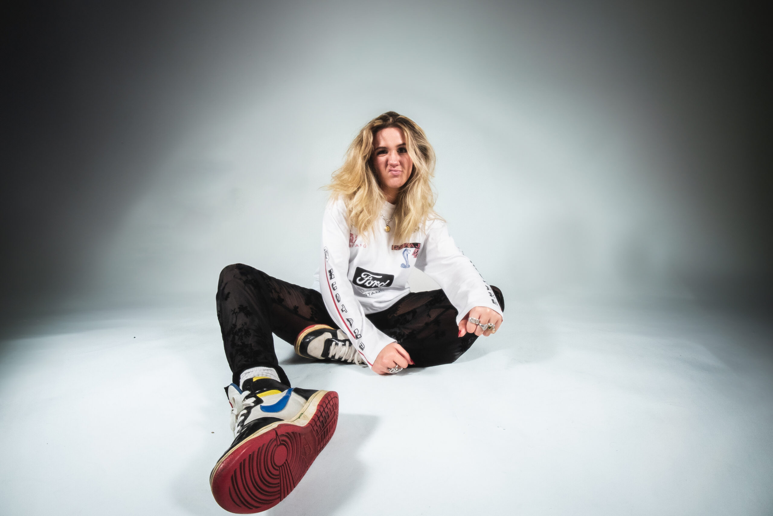 'Flinch' is an emotionally rousing and effortlessly catchy new single ...