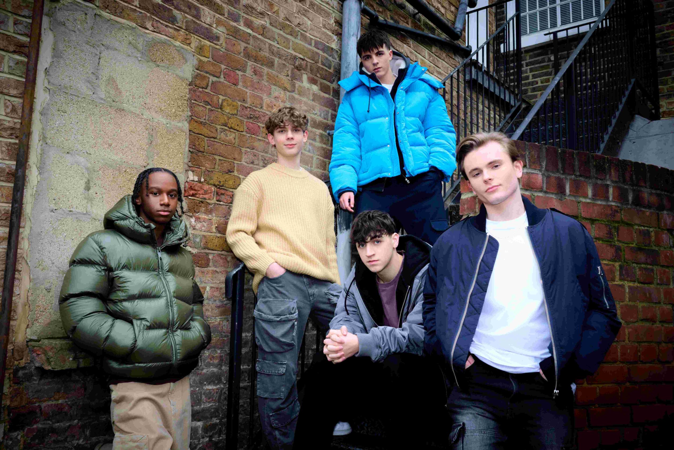 'No Strings' is an instantly catchy pop debut from the rising Absnt ...