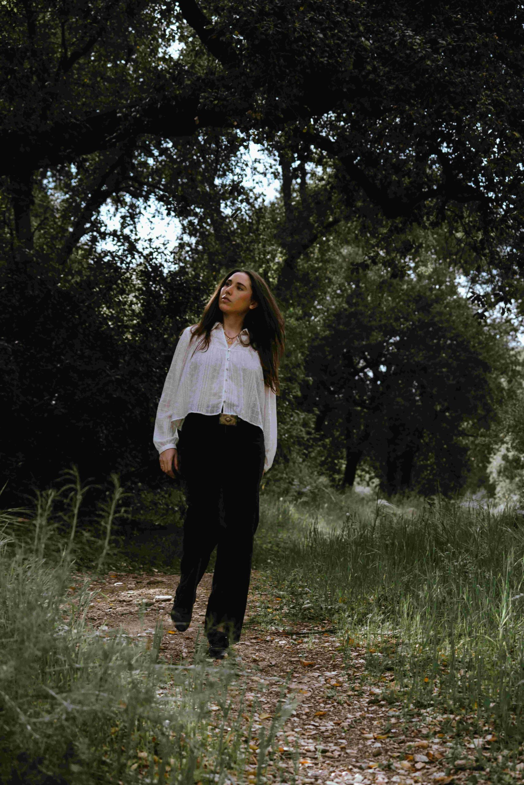 'Nice Girl' is a stirring and quietly fierce new single from Anna Elyse ...